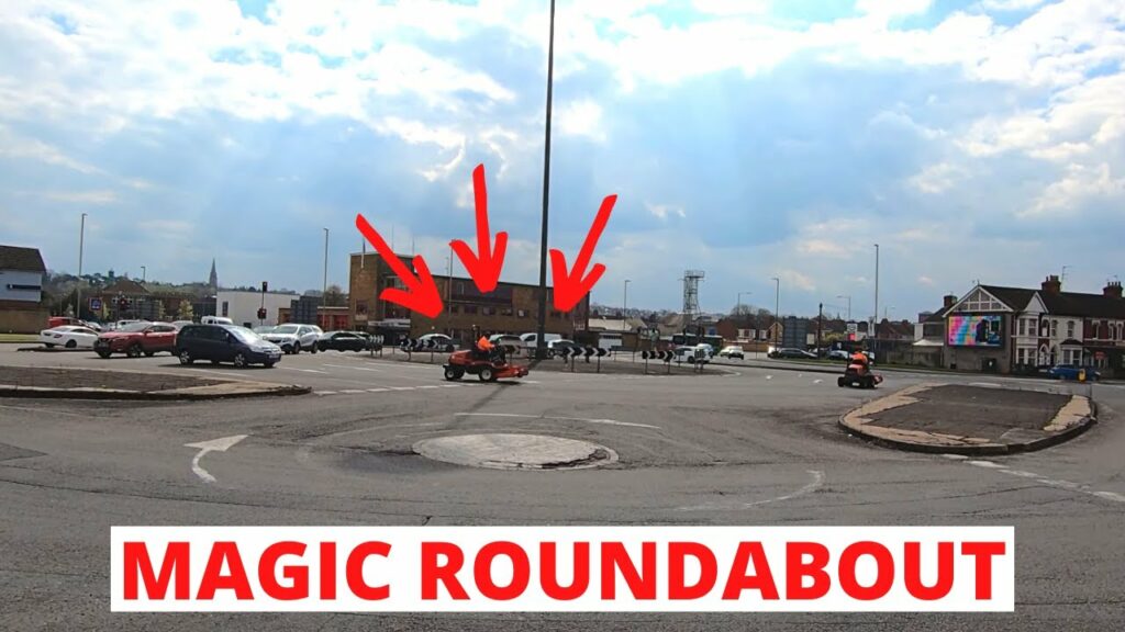 The MAGIC Roundabout in SWINDON - LADMob